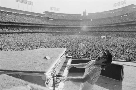 Elton John At Dodger Stadium 1975 Bajo Lunetaf Ag