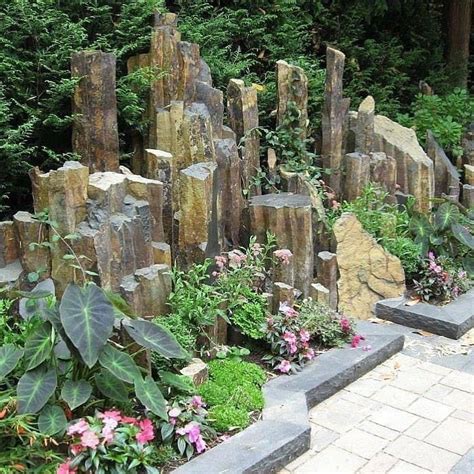 Basalt Column Planter