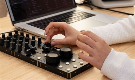 Intech Studio Grid Modulare Midi Controller Keyboards