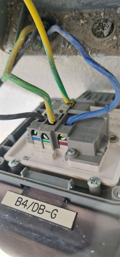Wrong Wiring How To Fix R Askelectricians
