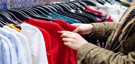 أهم تفسيرات حلم لبس الملابس في المنام لابن سيرين تفسير الاحلام