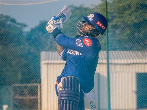 Mi Vs Kkr Dream11 Prediction Fantasy Cricket Tips Playing Xi Pitch
