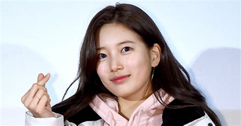 Md화보 자신 있어수지 민낯 수준 메이크업으로 행사 참석 Md화보 자신 있어수지 민낯 수준 메이크업으로 행사 참석