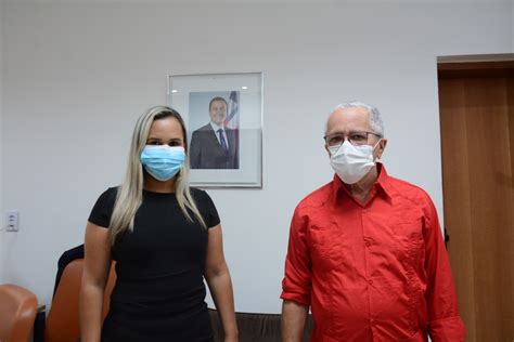 Vereadora De Itiúba Participa De Audiência Com O Secretário Josias