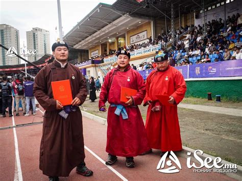 С Сүхбат Л Отгонбаатар Д Тогтохжаргал Г Ганхуяг нар Монгол Улсын начин цол чимгээ гардаж