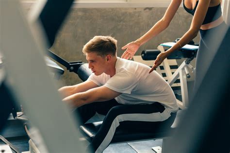 Build A Strong Back With Seated Cable Rows Entraineur Prive
