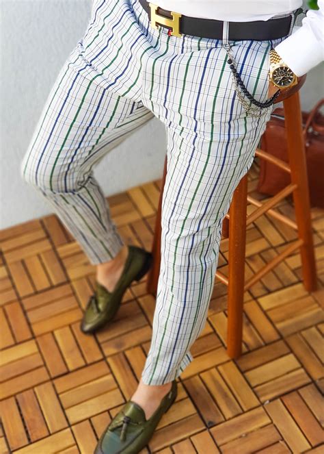 Pantaloni Eleganți De Bărbați Slim Fit Albi Cu Dungi Albastreverzi
