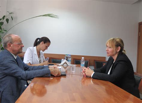 Среща с посланика на България в Канада БЪЛГАРСКА ТЪРГОВСКО ПРОМИШЛЕНА ПАЛАТА