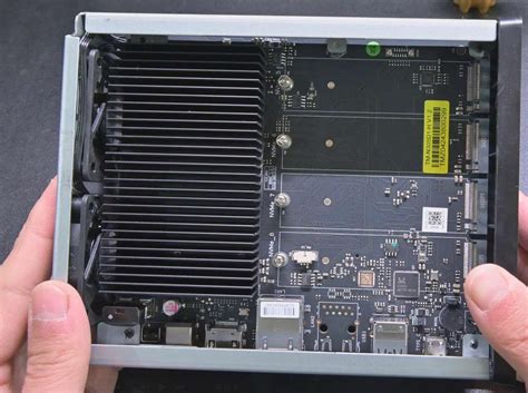 万兆macmini扩容好搭档？体验铁威马f8 Ssd Plus万兆全闪nas 8盘位 猫点饭