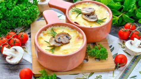 Как приготовить классический жульен с курицей и грибами Смотреть онлайн в поиске Яндекса по Видео