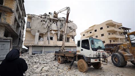 Откриха дарителска сметка за пострадалите при трагедията в Турция Nova