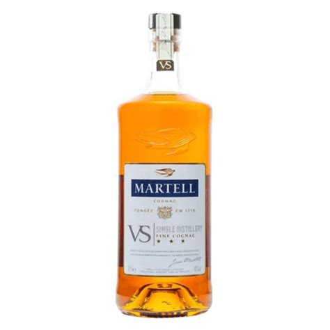 Martell VS Cognac - bythebottle.co.uk - buy drinks by the bottle