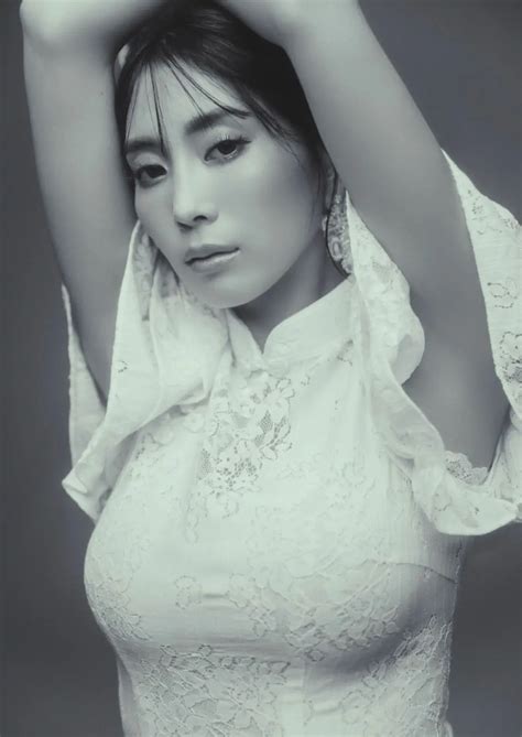 photobook 森咲智美 写真集LOVE ARTincomplete 19P 日本美女 找套图