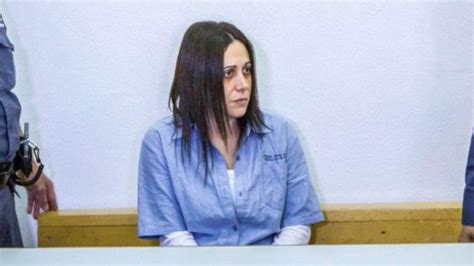 בעקבות הסדרה הגרוש של אתי אלון מנצל את המומנטום Tmi