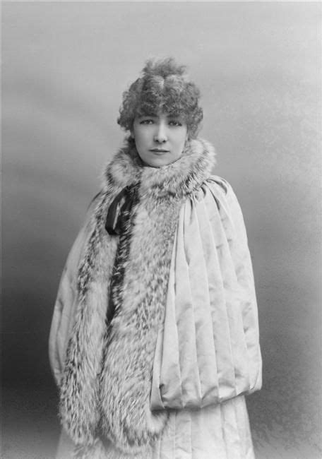 Sarah Bernhardt En Fédora Rôle Titre Du Mélodrame De Victorien Sardou