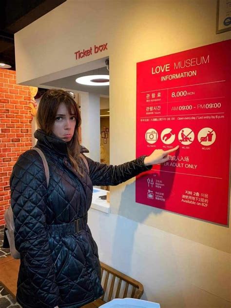 Sugar Free Rose Petal N Raspberry Ice Cream No Sex Meme Dtiys Challenge With Ur Own Oc´s