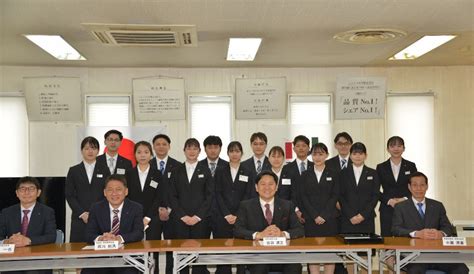2023年度ニコニコのり株式会社入社式 ニコニコのり株式会社 公式ホームページ
