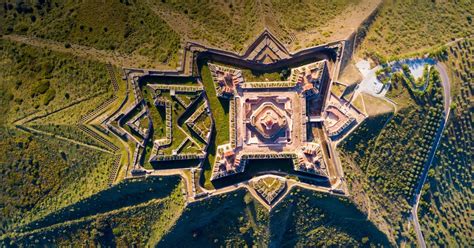 El Pueblo De Portugal A Solo 25 Minutos De España Que Es Patrimonio De