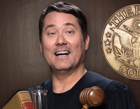 Patrimonio Neto De Doug Benson Esposa Hijos Peso Edad Bio Wiki Venze