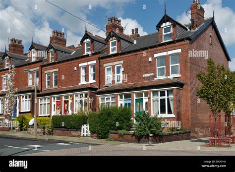 Victorian Red Brick Back To Back Working Class Terrace Houses With Bay