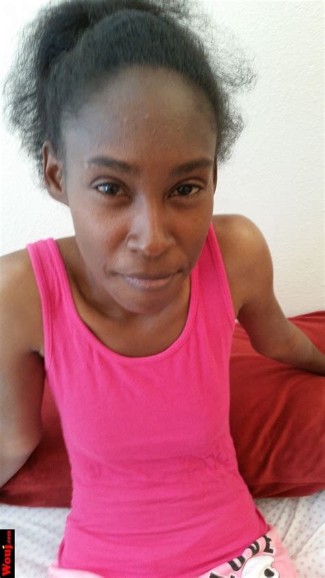 Ebony Teen Poses For Her First Steps Into The World Of Porn 15 Photos