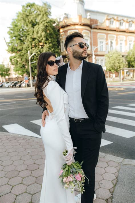 Moderna Mladenka Lukabu