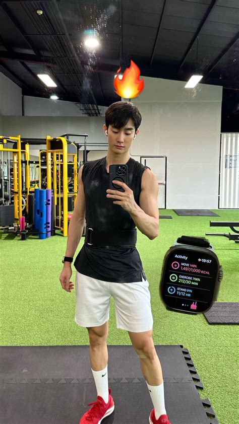 𝙊𝙣𝙡𝙮 𝙛𝙗𝙟𝙨 On Twitter วันนี้ทำไมหล่อจังอ่ะ ฟอสไม่ได้เซ้ด ฉันก็