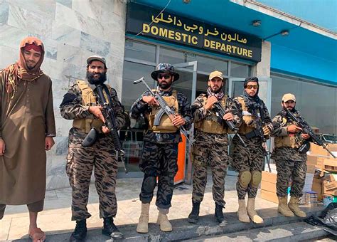 Los Talibanes Declaran La Victoria Desde El Aeropuerto De Kabul