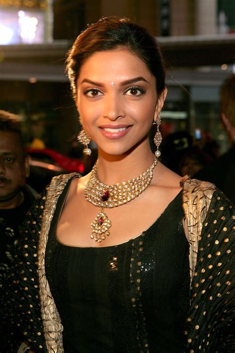 Deepika Padukone Artofit