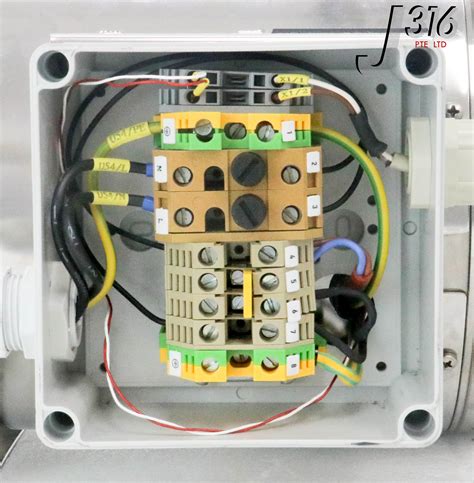 26310 Mks Astex Semozon 90 Ozone Generator W Ovs Gas Destruct Unit