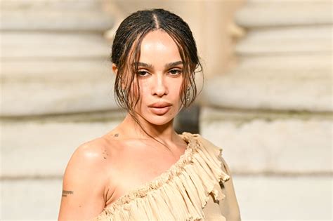 Zoë Kravitz Breaks One Boho Style Rule With This Paris Fashion Week Look Glamour