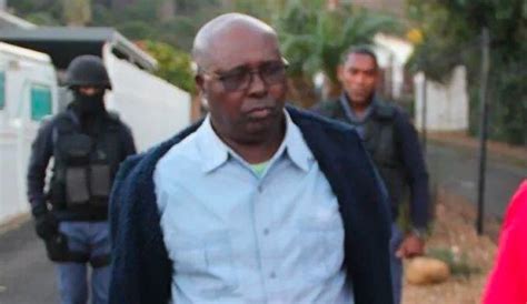 Preso Depois De 20 Anos Fulgence Kayishema Acusado De Participar Em