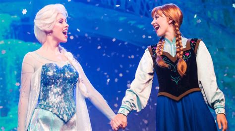 The Frozen Sing Along Celebration Returns To Disney S Hollywood Studios On October Th Doctor