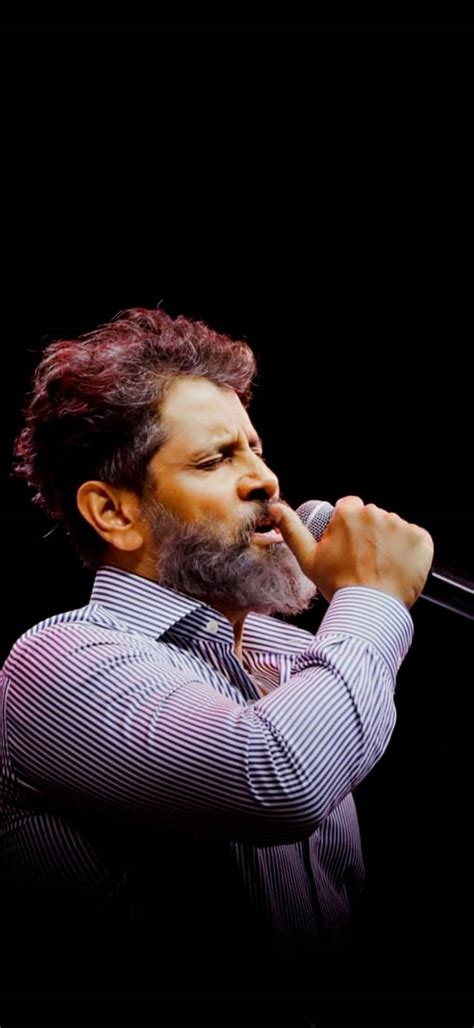 Download Vikram Singing Wallpaper