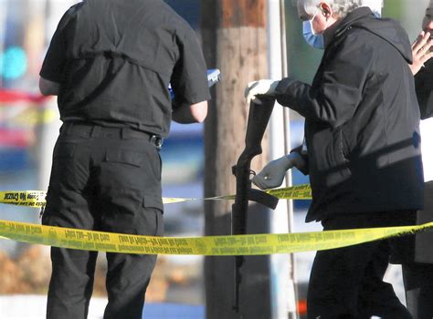 Lapd Investigates Attempted Shooting Of 2 Officers In South L A La Times