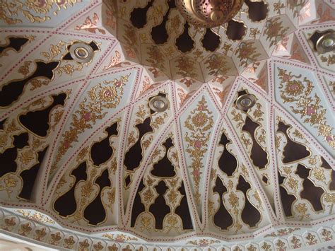 گچبری سنتی ارائه انواع خدمات معماری ایرانی و نقاشی سنتی استاد مطیفی فر