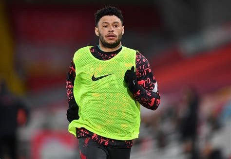Chamberlain Bantah Bakal Angkat Kaki Dari Anfield Stadium Okezone Bola