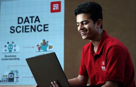 A Complete Guide To Become Data Analyst In India Chitkara University
