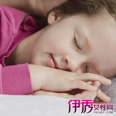 孩子夜晚磨牙是什么原因图孩子夜晚磨牙是什么原因引起的 九大原因为你解析 伊秀亲子 yxlady