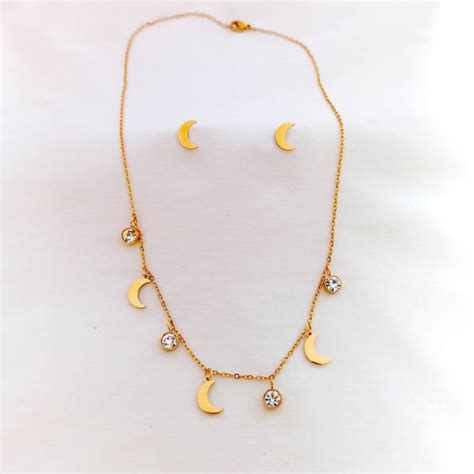 Set Collar Y Aretes De Acero Inoxidable Lunas Y Cristales Cadena 43 Cm