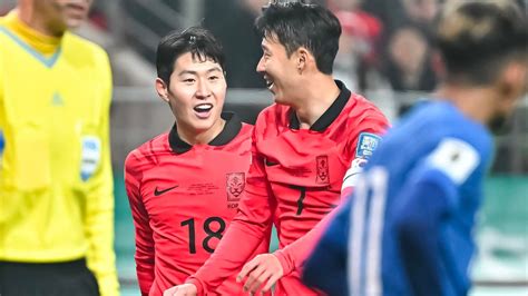 더쿠 덬들아 나 흥강이 말아주는 축구가 너무 좋다