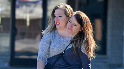 Abby Hensels Husband Likely Has Complicated Sex With Twins In