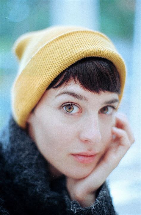 Eos 1v 85mm Portra 400 Ranalog