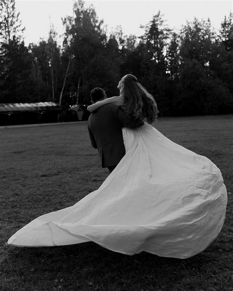 Свадебный фотограф Дарья Артищева Darya Wedd • Instagram Photos And