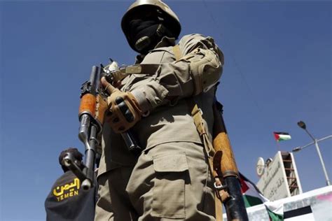 Houthi Group Say Us Britain Targeted Yemen With 13 Missiles Timeturk
