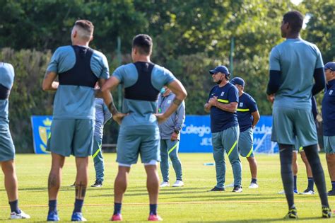 Alianza Lima Presentaría Casos Positivos A Covid 19 En Medio De