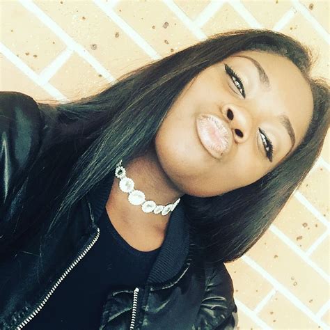 Pin By Yourstrulyc On Baddie Photos For Ig Earrings Pearl Earrings