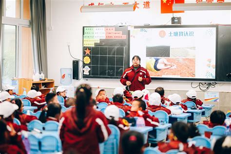 播种新希望 启航新学期——中国人民大学附属小学贵阳共建学校举行开学典礼暨首届播种节 贵阳网