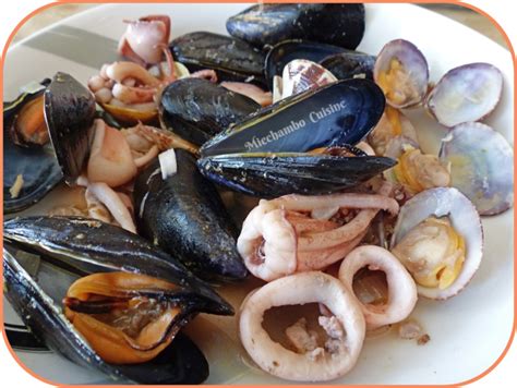 Palourdes moules et encornets à lail et à l origan MIECHAMBO CUISINE
