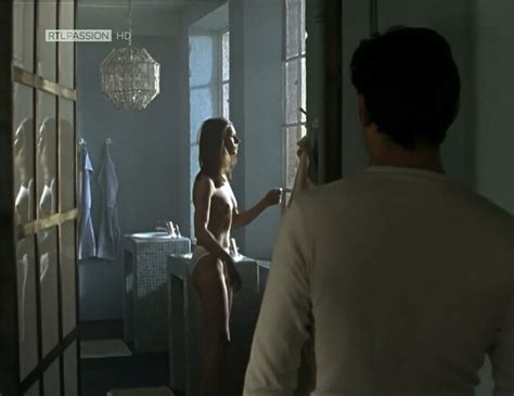 Nude Video Celebs Stefanie Schmid Nude Und Plotzlich Wird Es